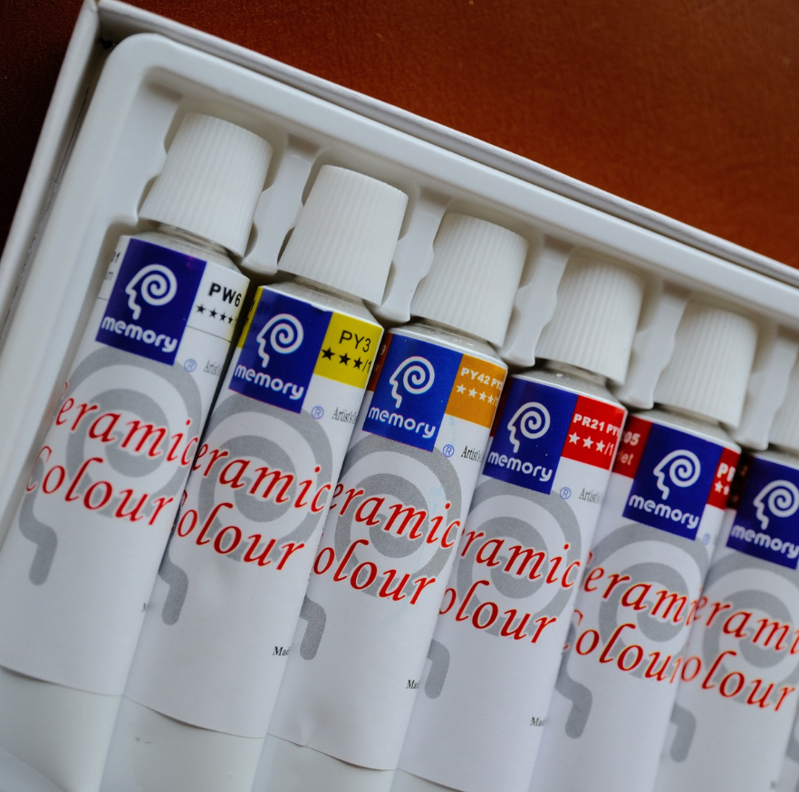 Kiln-Free Non-Fading Under-Glaze 12 Colors Set - Child-Safe – CÍ OFFICIAL